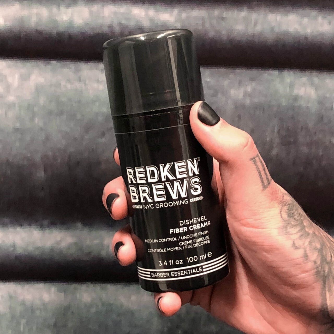 Dishevel Fiber Hair Cream For Men with Medium Hold | Redken